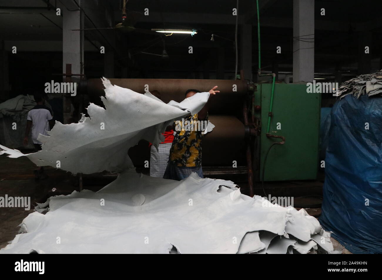 saver tannery workers Dhaka,Bangladesh 2019: Bangladeshi tannery ...