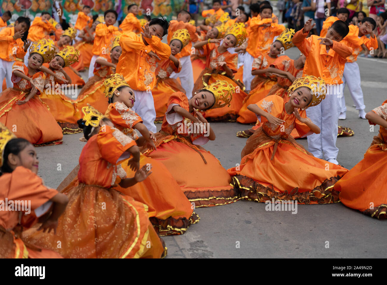 Talisay City, Cebu, Philippines 13th October 2019.Participant dance ...