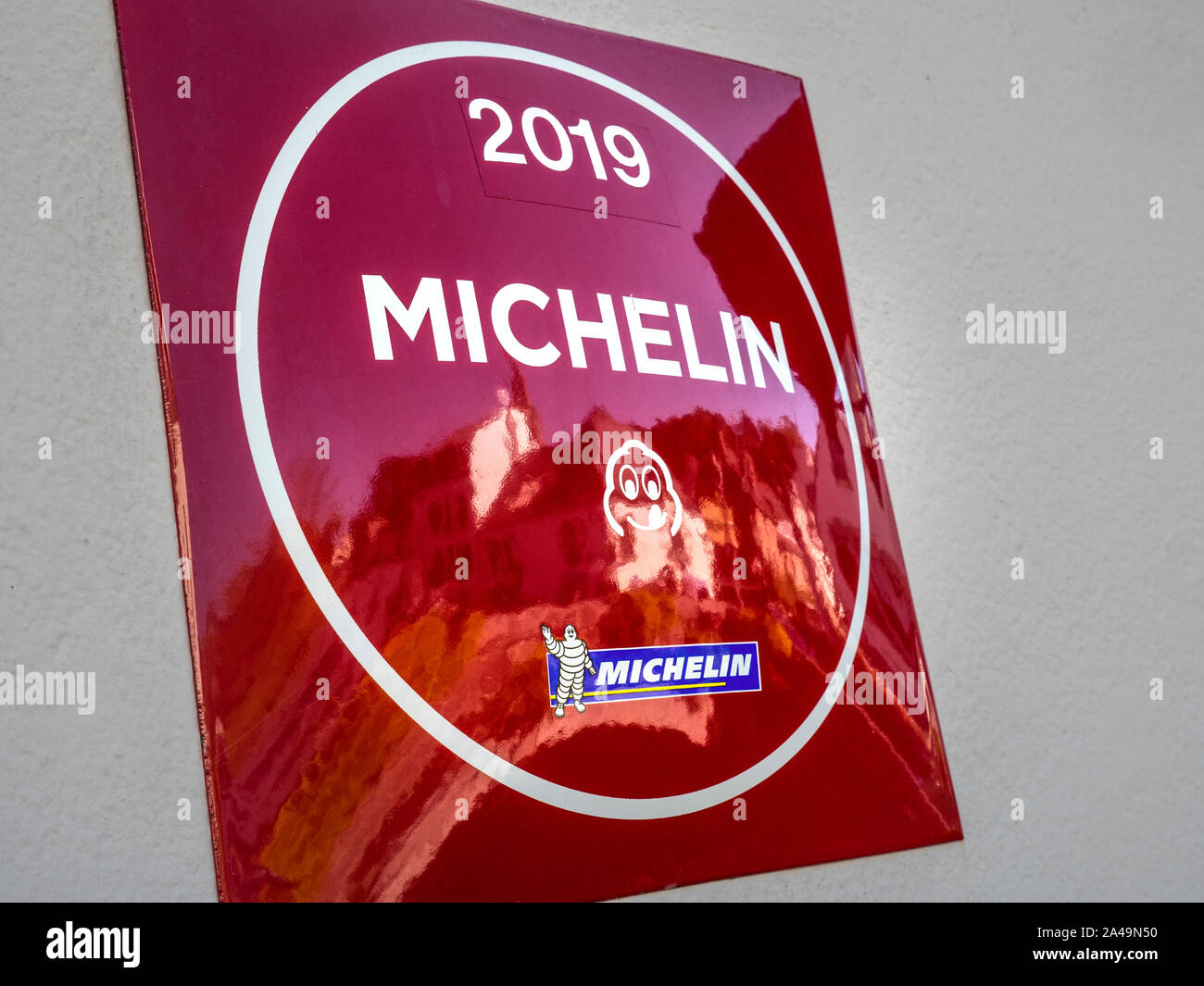 Bib gourmand inexpensive quality accreditation hi-res stock photography ...