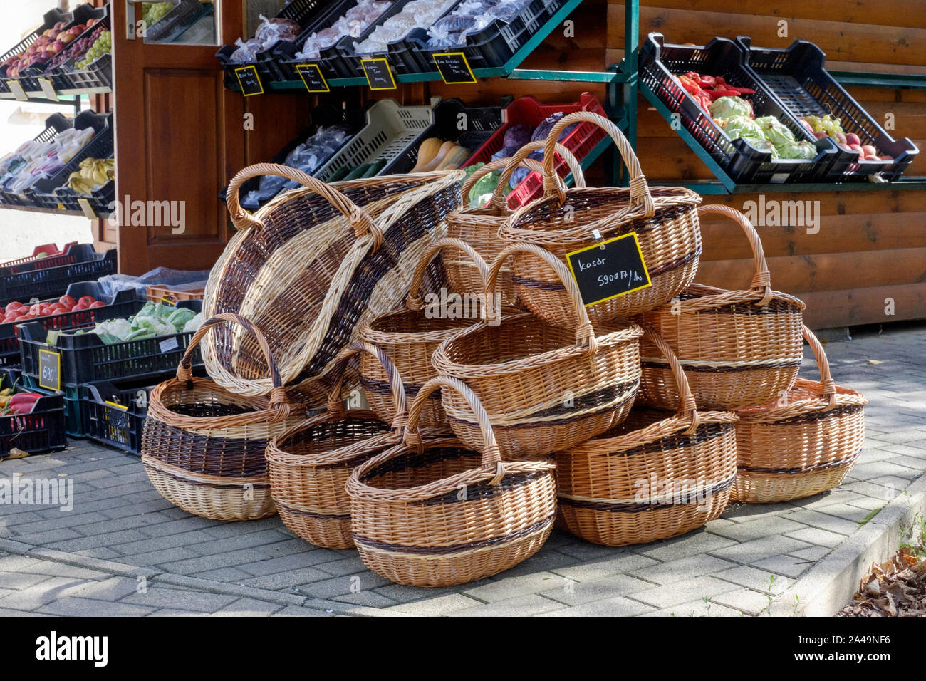 Shopping baskets hi-res stock photography and images - Alamy