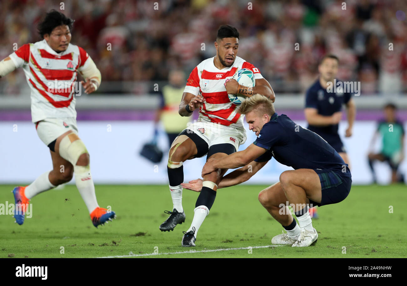 Japan's William Tupou and Scotland's Chris Harris during the 2019 Rugby ...