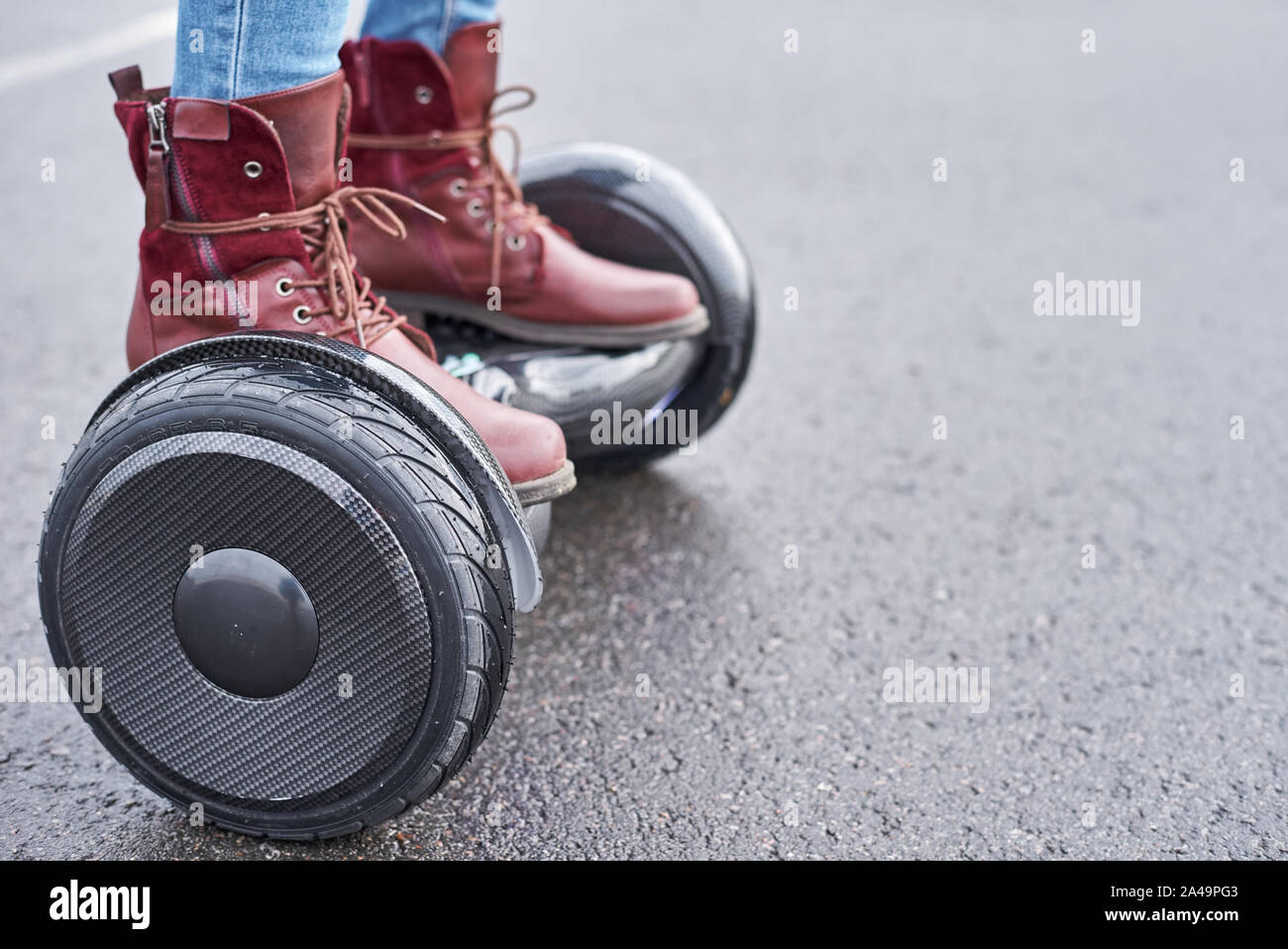Balancing on board with feet hi-res stock photography and images - Alamy