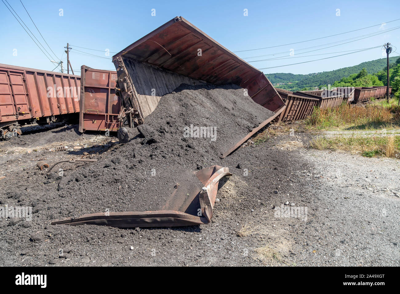 Freight train derailment, no injuries and no hazardous materials leaked ...