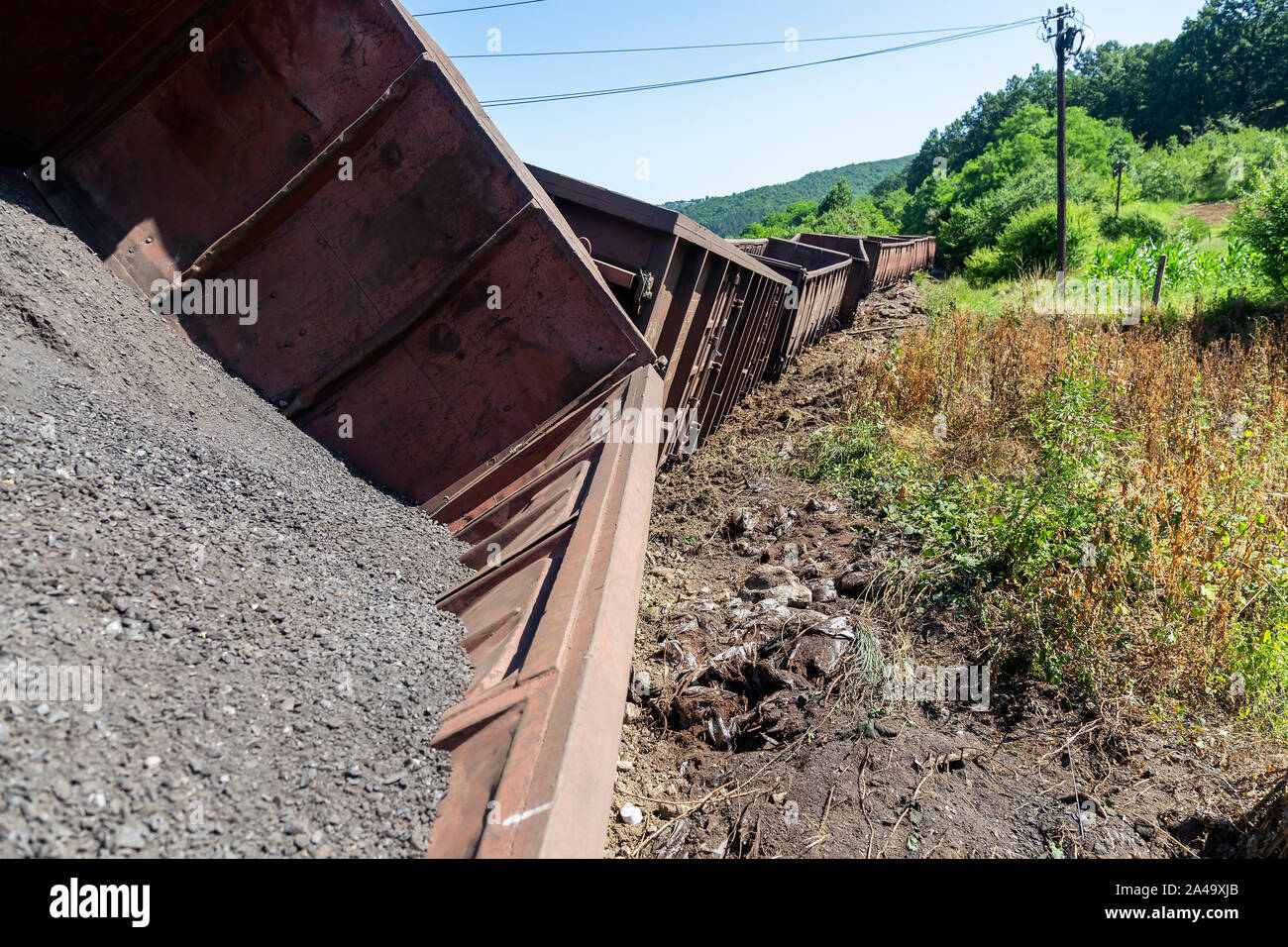 Freight train derailment, no injuries and no hazardous materials leaked ...