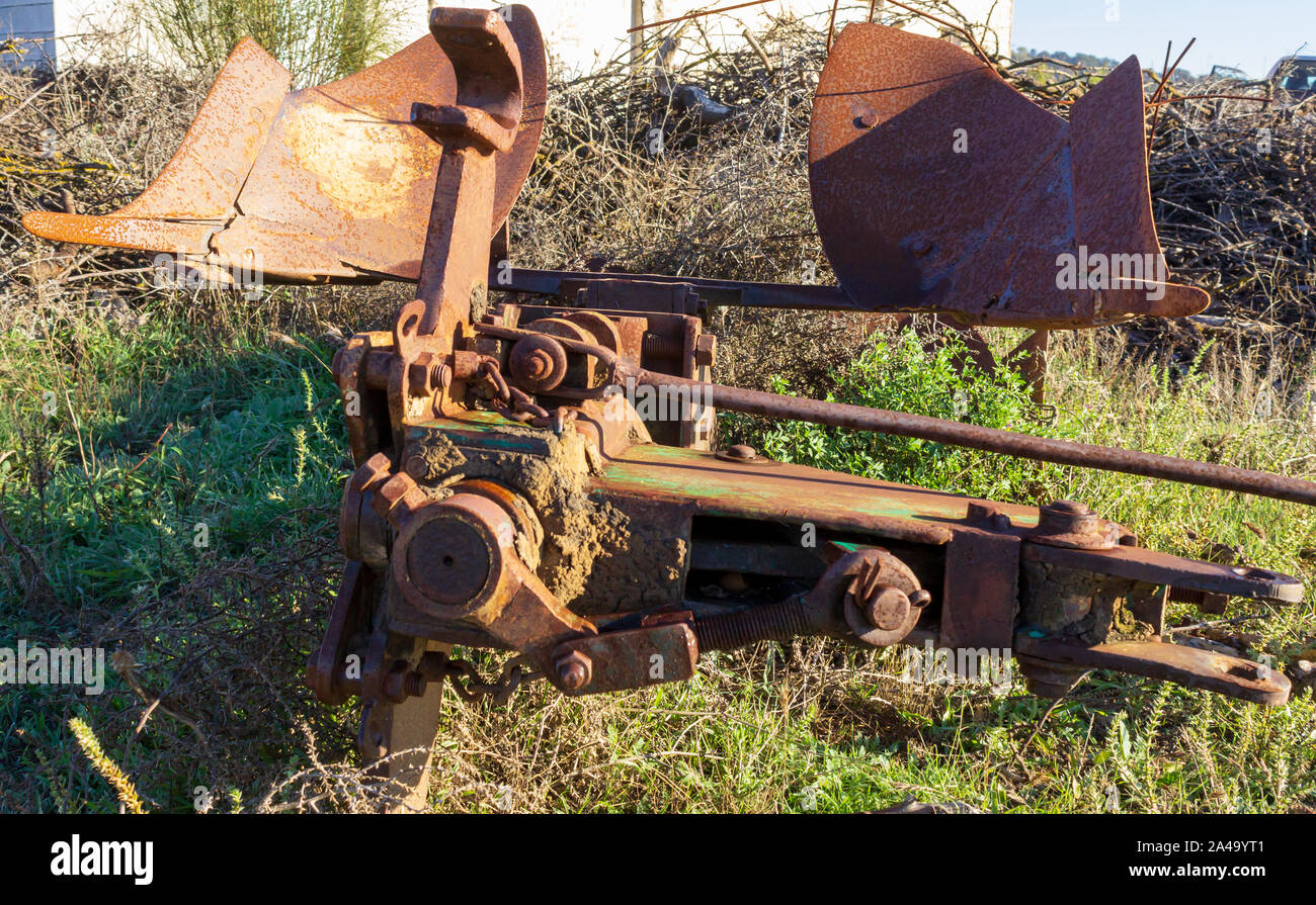 Disused farming equipment hi-res stock photography and images - Alamy