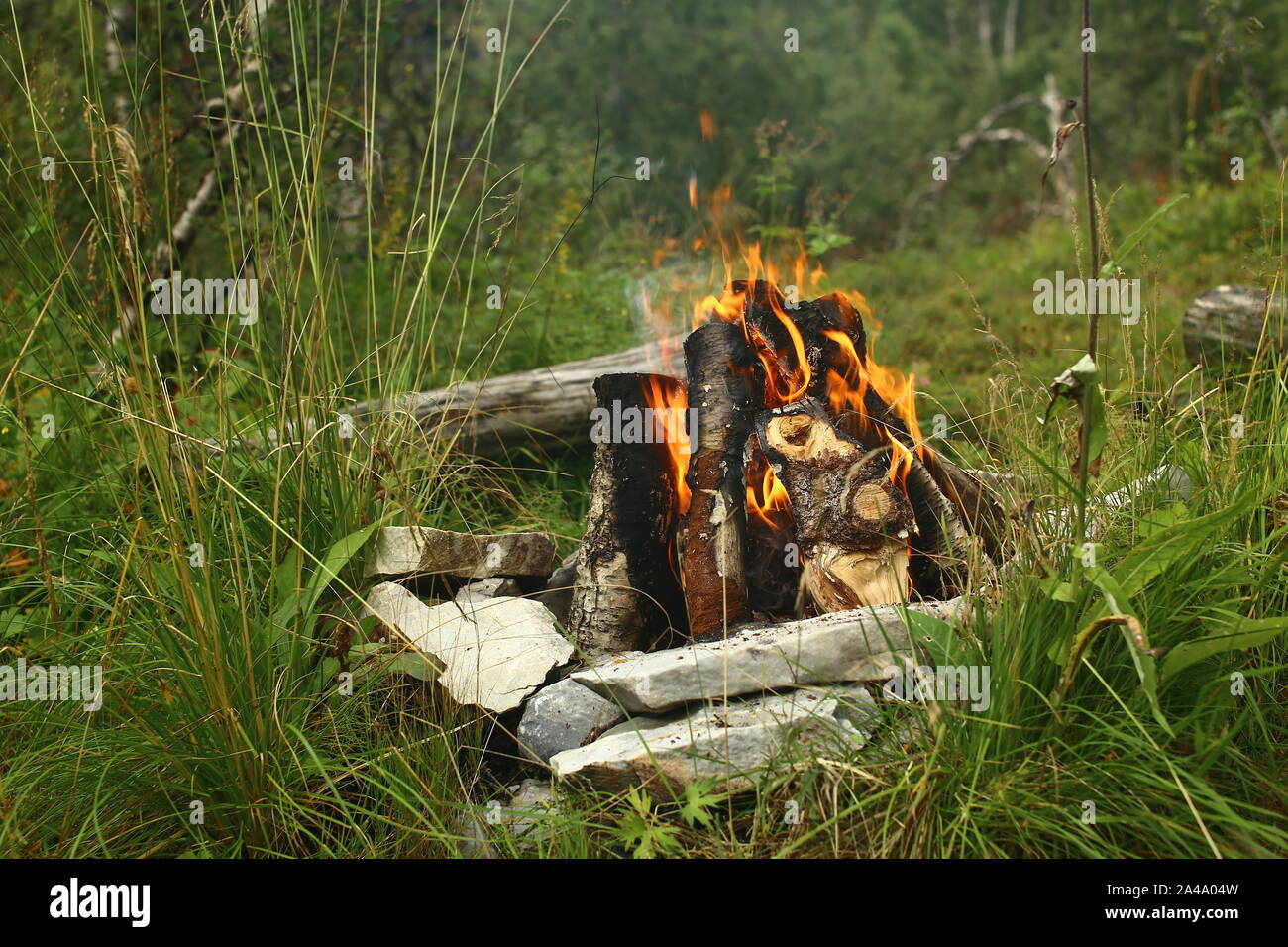 Fire stone circle hi-res stock photography and images - Alamy