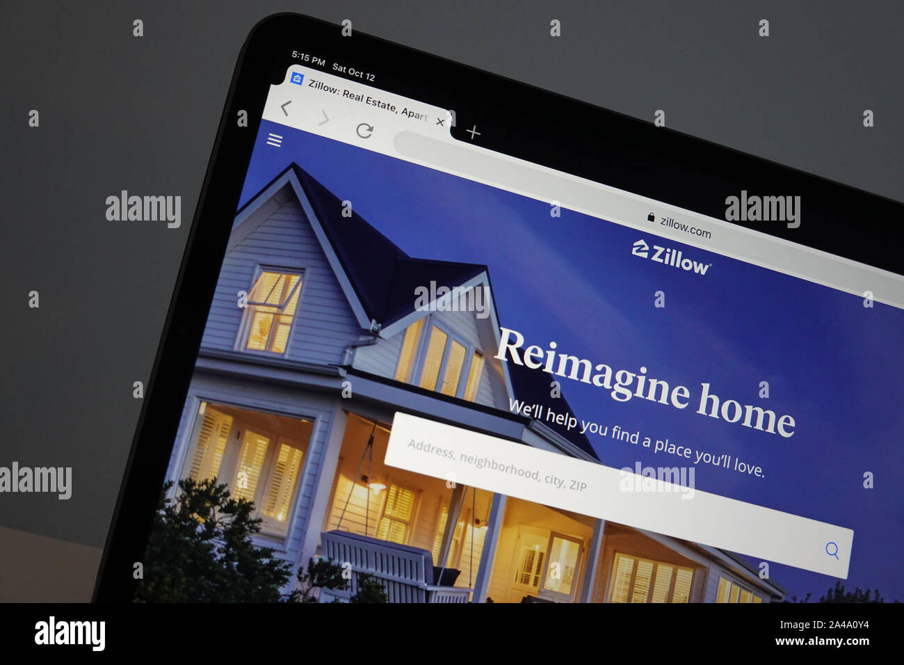 Database transaction hi-res stock photography and images - Alamy