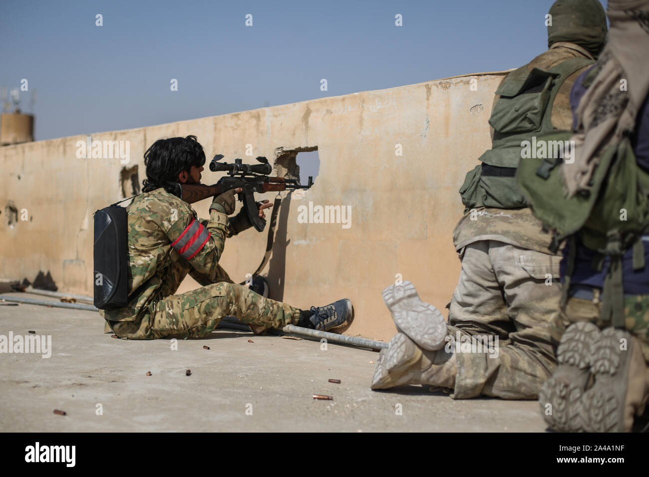 Syrian kurdish sniper hi-res stock photography and images - Alamy