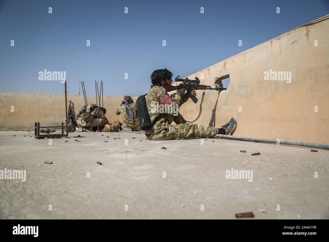 Syrian kurdish sniper hi-res stock photography and images - Alamy
