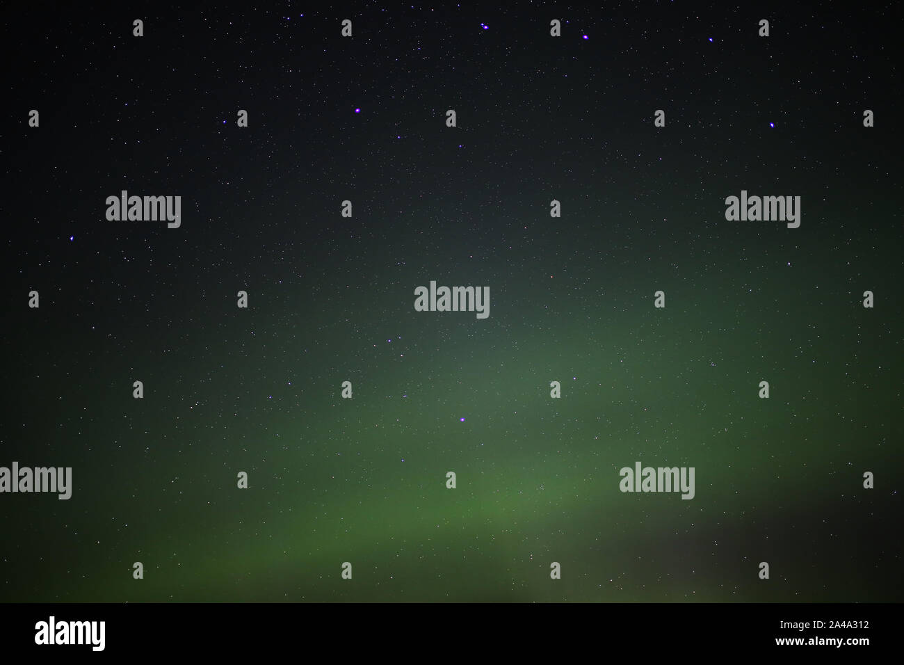 Northern lights and bright stars in the night Stock Photo - Alamy