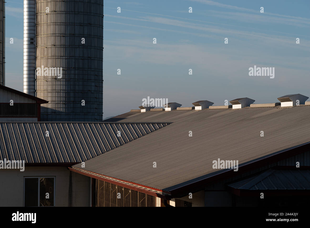 Triangle rooftop hi-res stock photography and images - Alamy