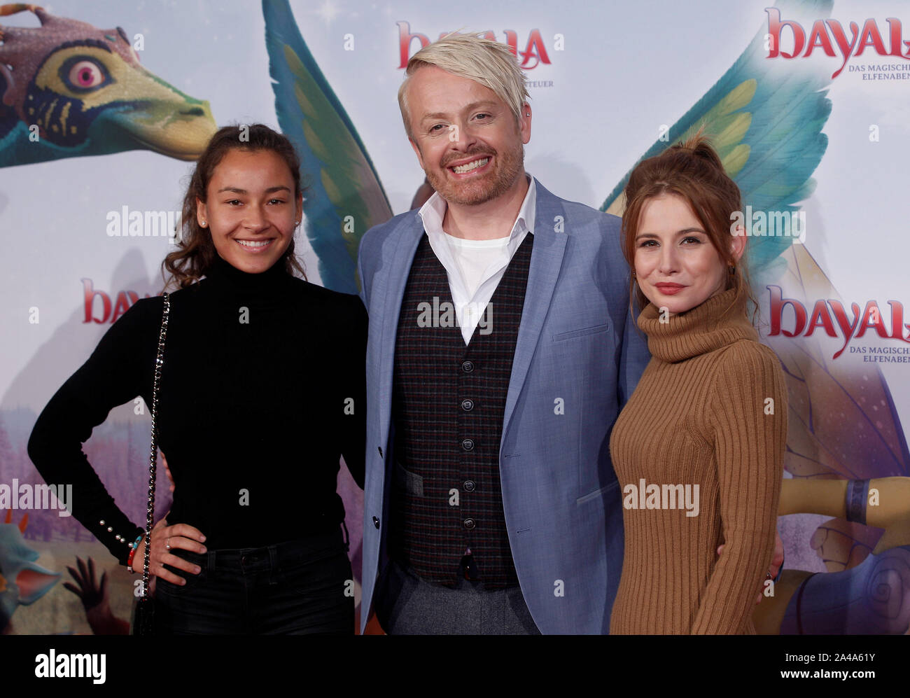 Hamburg, Germany. 13th Oct, 2019. Malou Beling (l-r), singer, as well ...