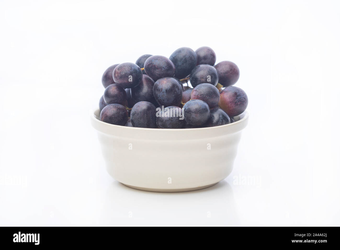 Black Grapes Bowl High Resolution Stock Photography and Images - Alamy