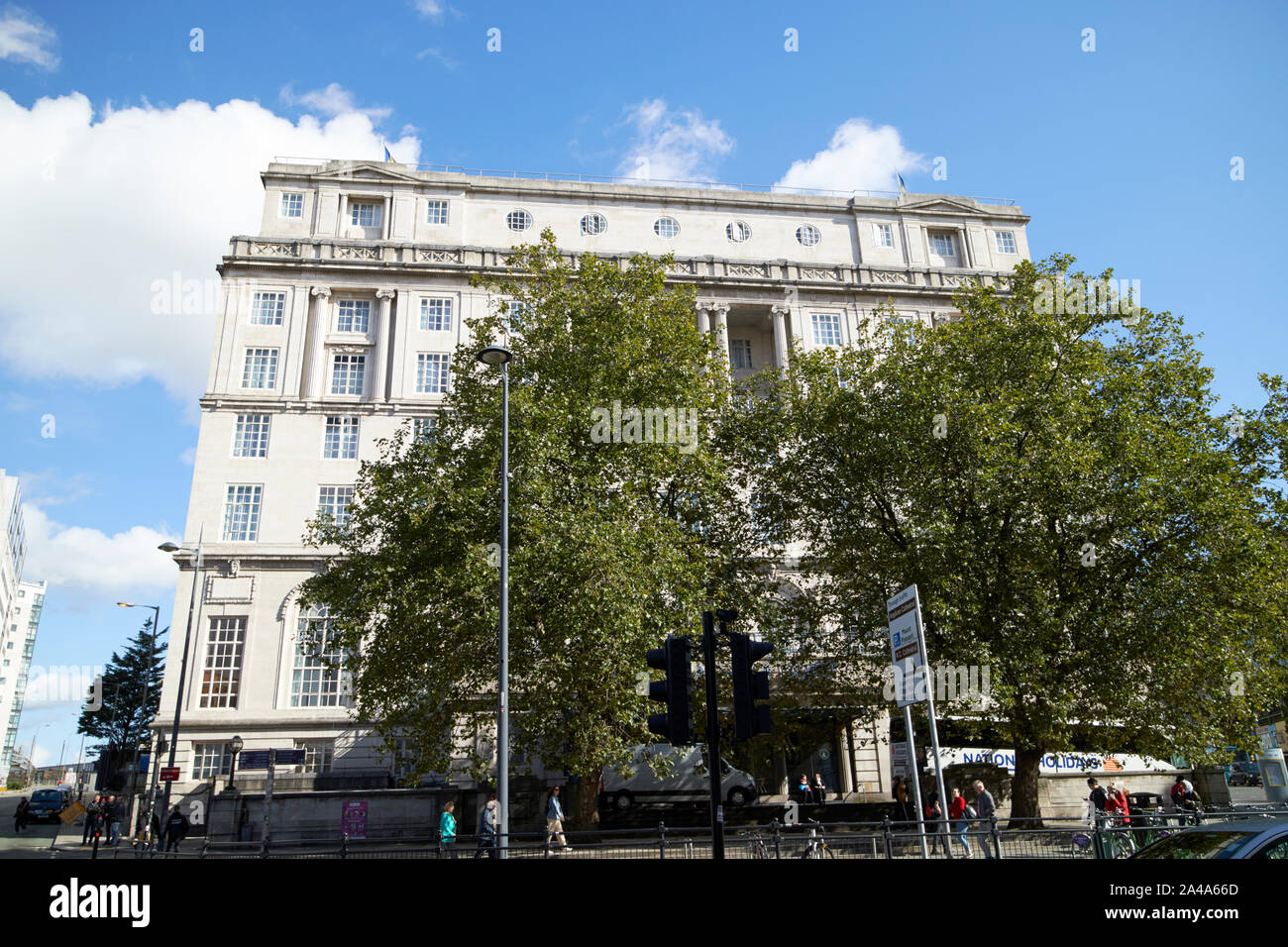 The Britannia Adelphi Hotel Liverpool England UK Stock Photo - Alamy