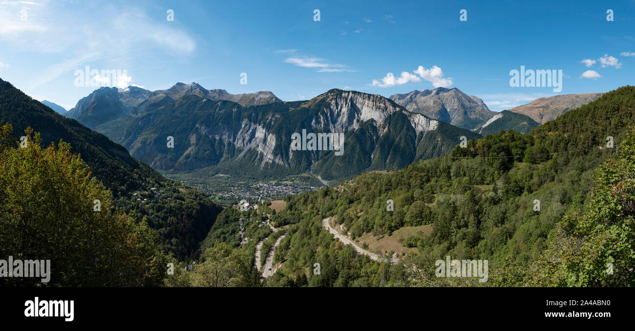 Panoramic image of the climb to Alpe d'Huez, France Stock Photo - Alamy