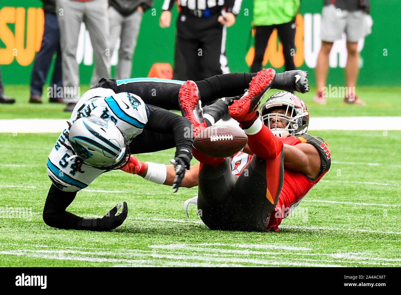 Shaq thompson hi-res stock photography and images - Alamy