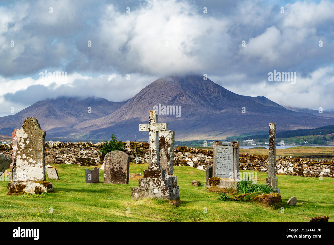 Ashaig cemetery, Isle of Skye, Scotland, UK Stock Photo - Alamy
