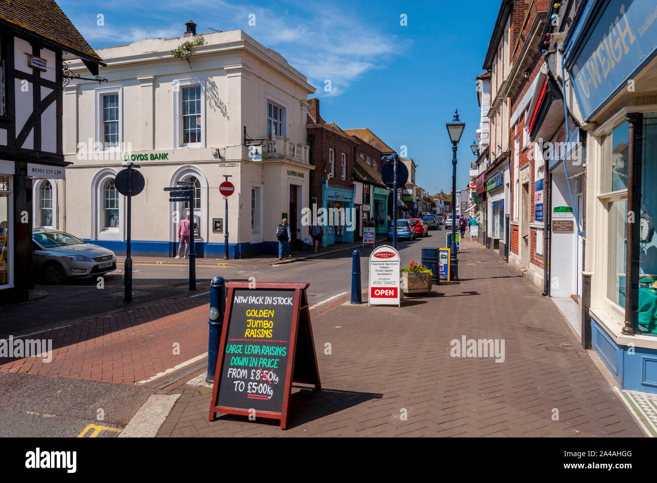 High street hythe kent england hi-res stock photography and images - Alamy