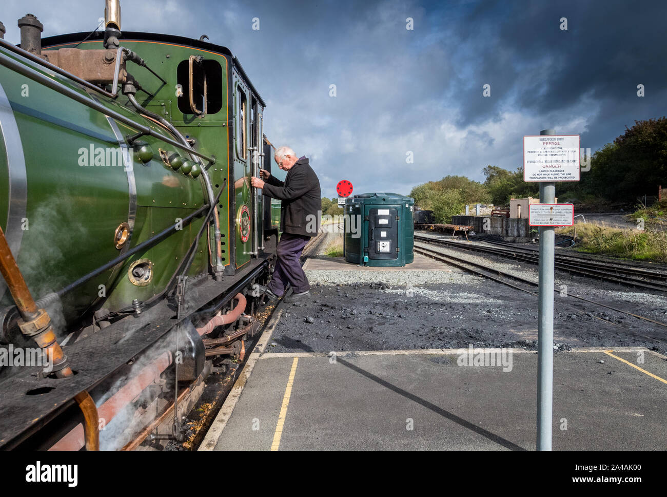 Ex South African Railways NGG16 Class Garratt loading up with coal ...