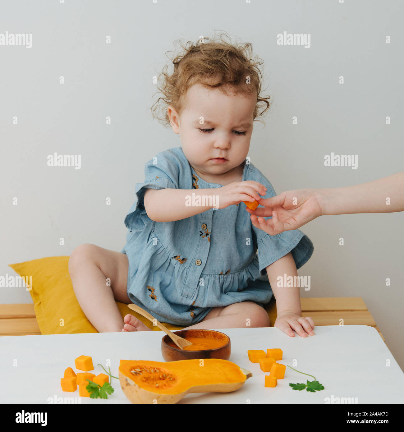 Junior sister hi-res stock photography and images - Alamy