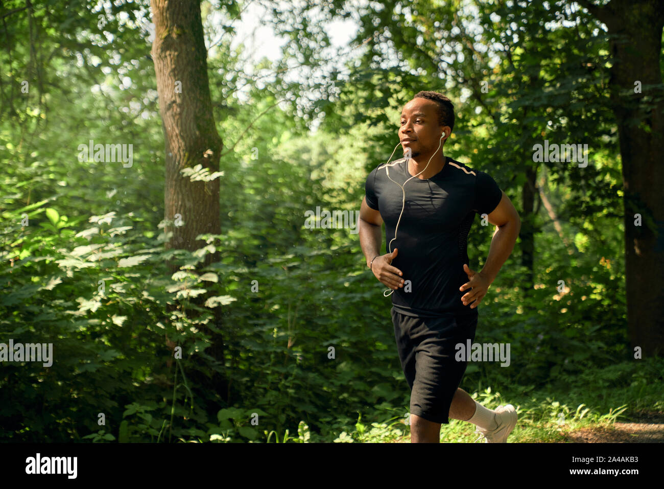 African runner hi-res stock photography and images - Alamy