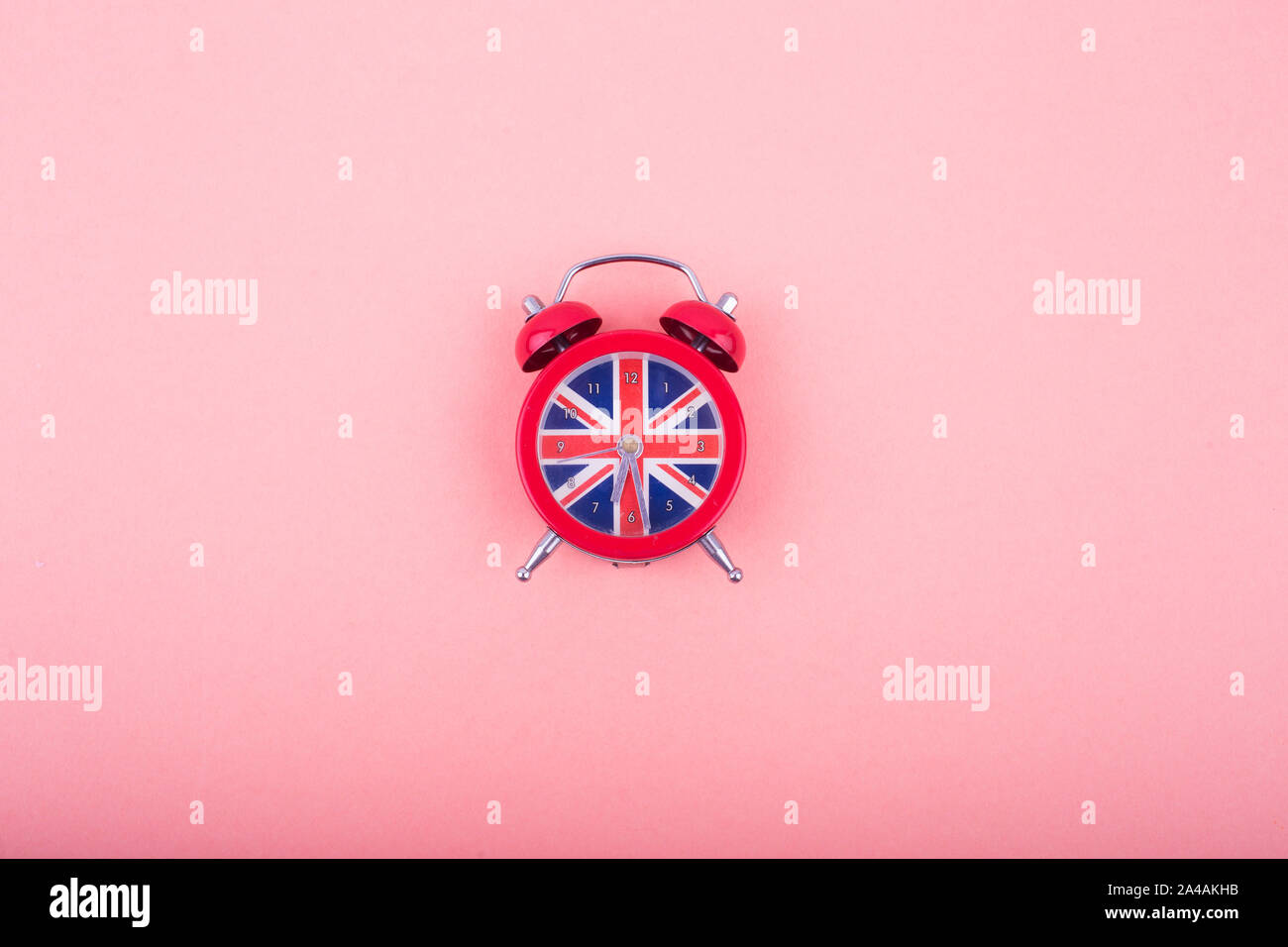 English clock with the colors of the British flag. Time to learn ...