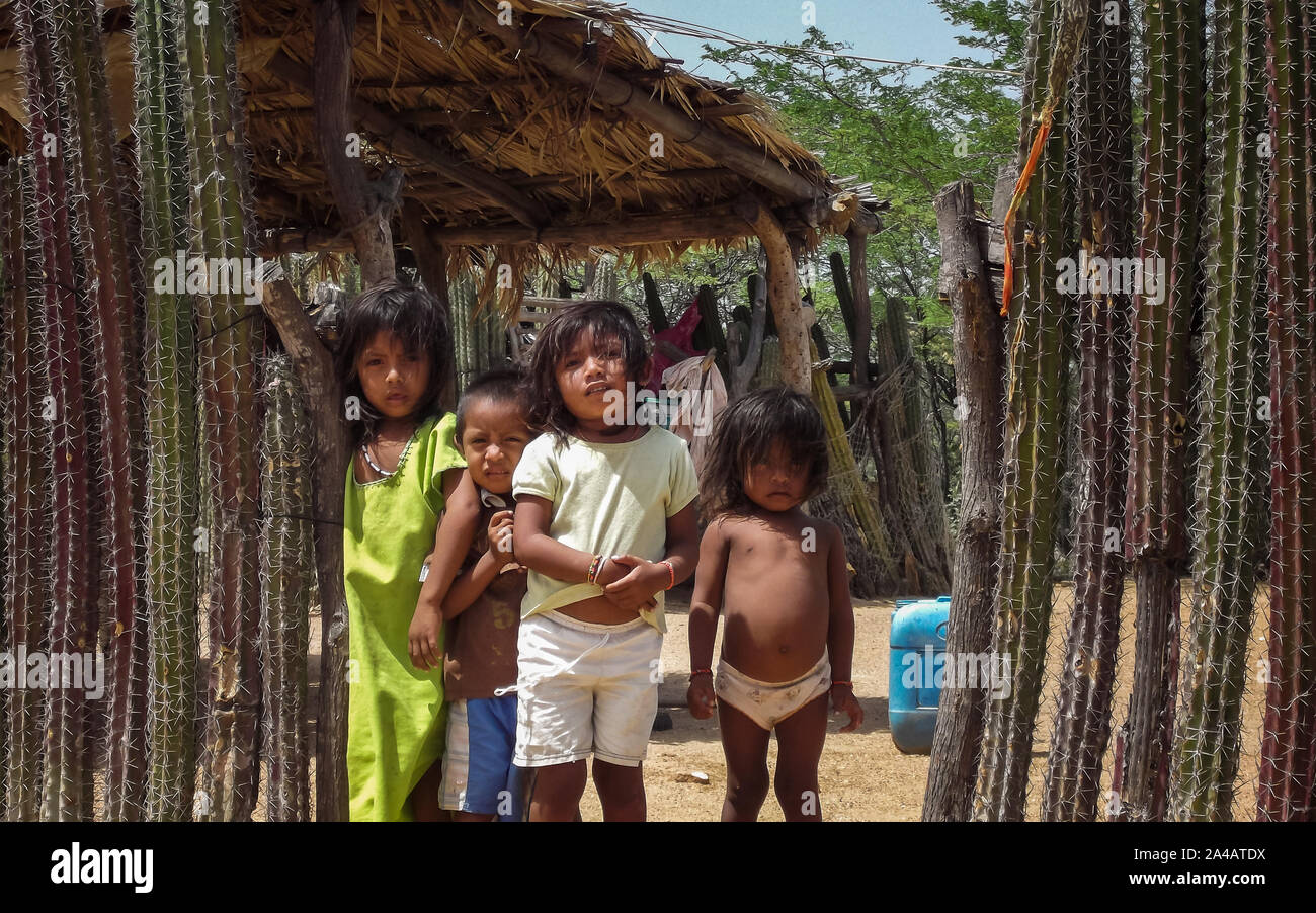 Indigenous children hi-res stock photography and images - Alamy