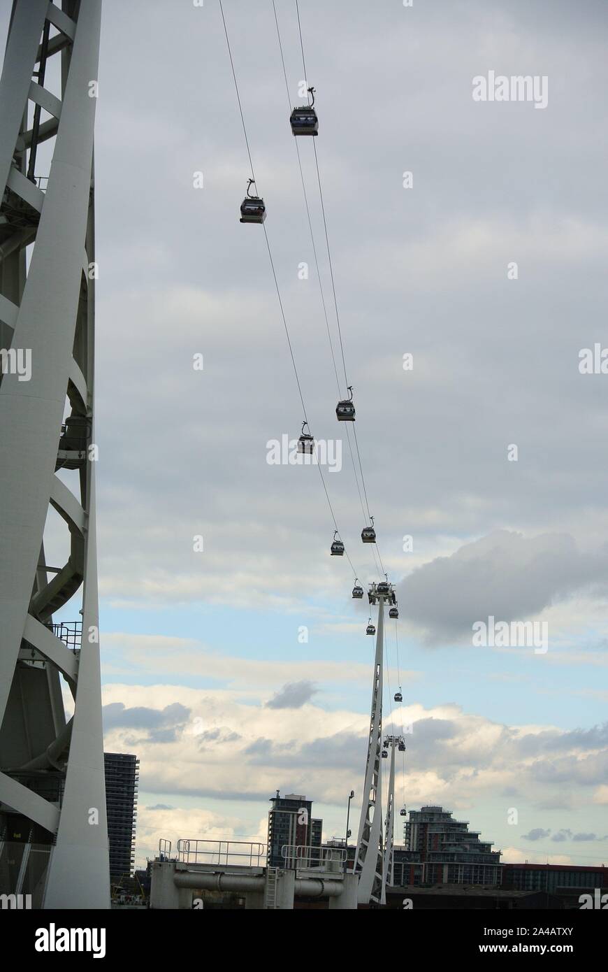 West london fuller hi-res stock photography and images - Alamy