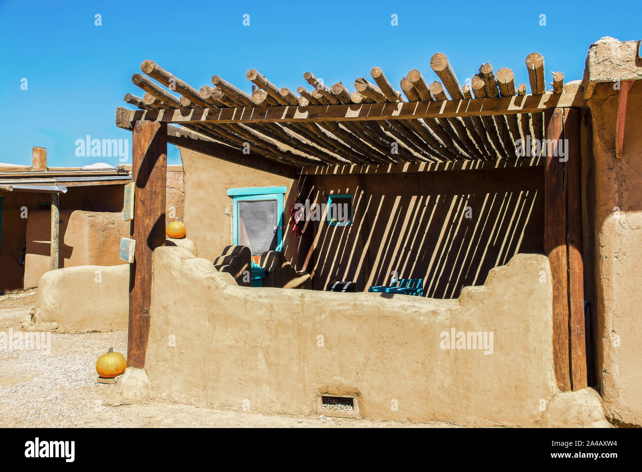 Traditional native american patterns hi-res stock photography and ...