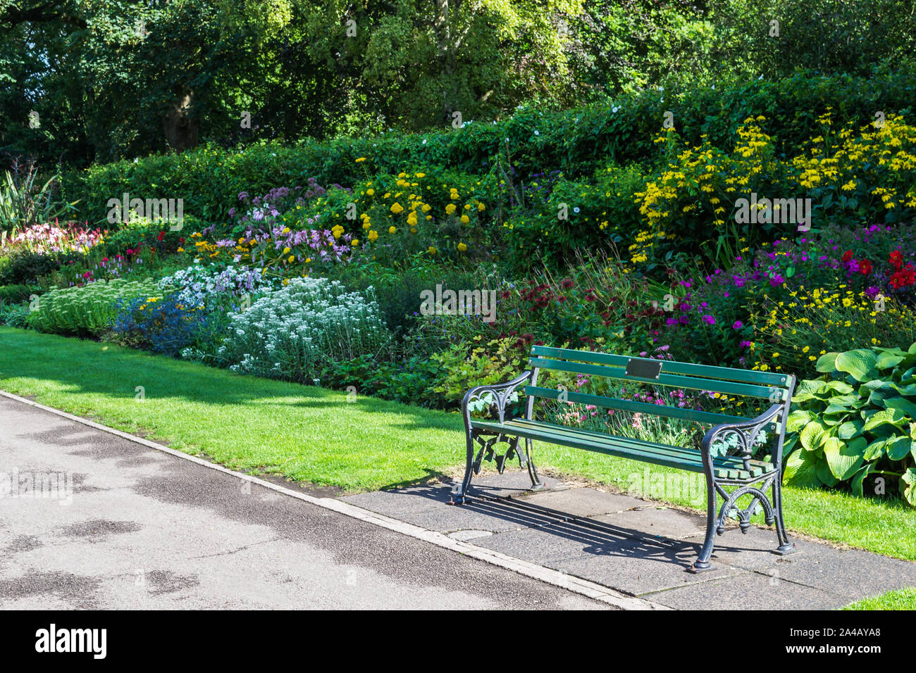 A beautiful park in the city of Cardiff, Wales Stock Photo - Alamy