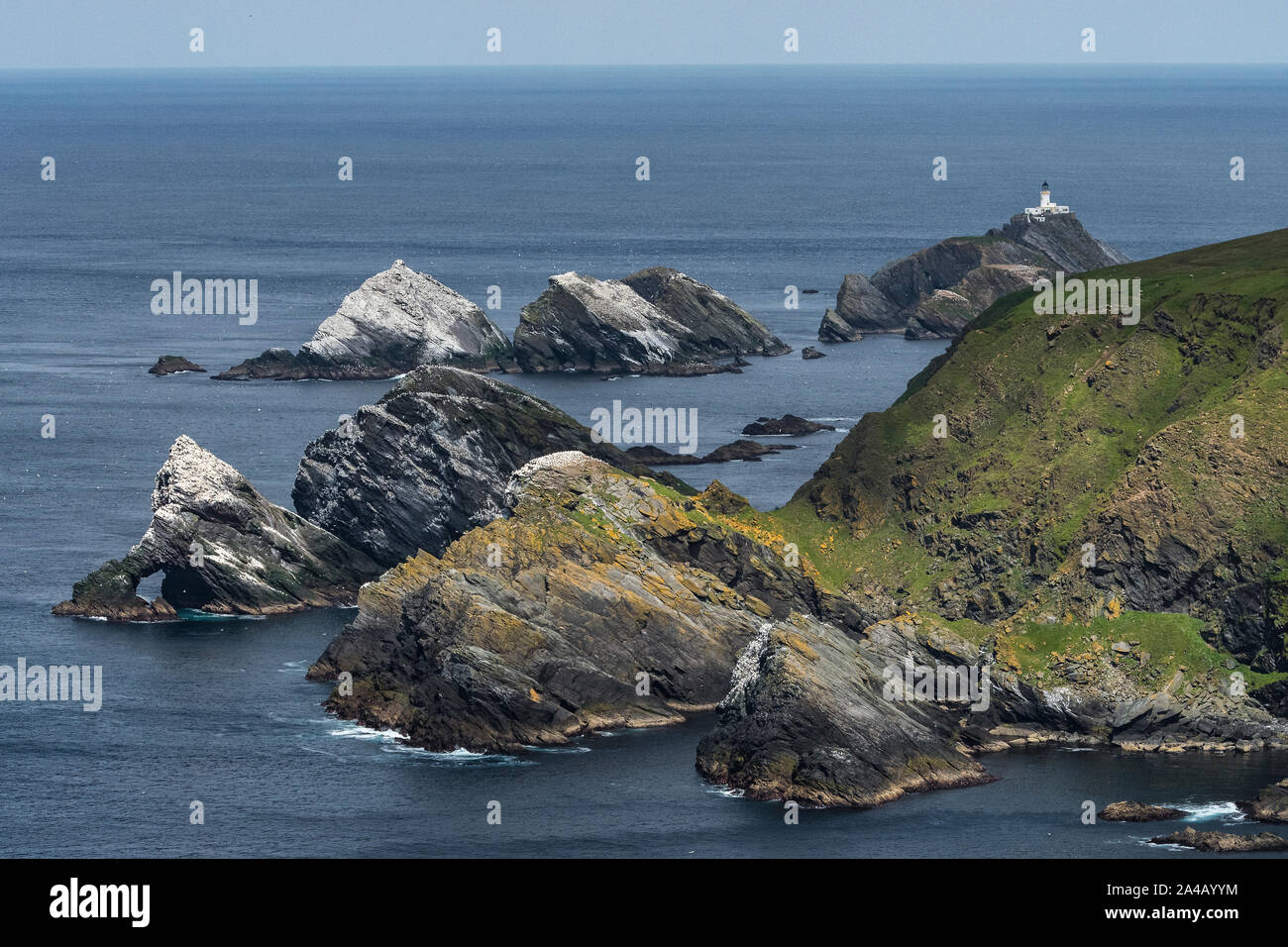 Muckle flugga lighthouse unst shetland hi-res stock photography and ...