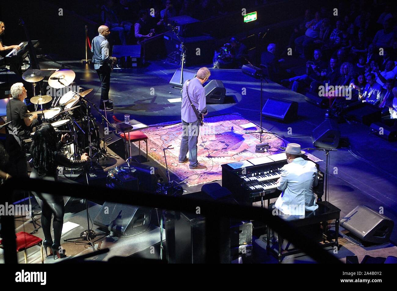 Eric Clapton, Royal Albert Hall, 200515 Stock Photo - Alamy