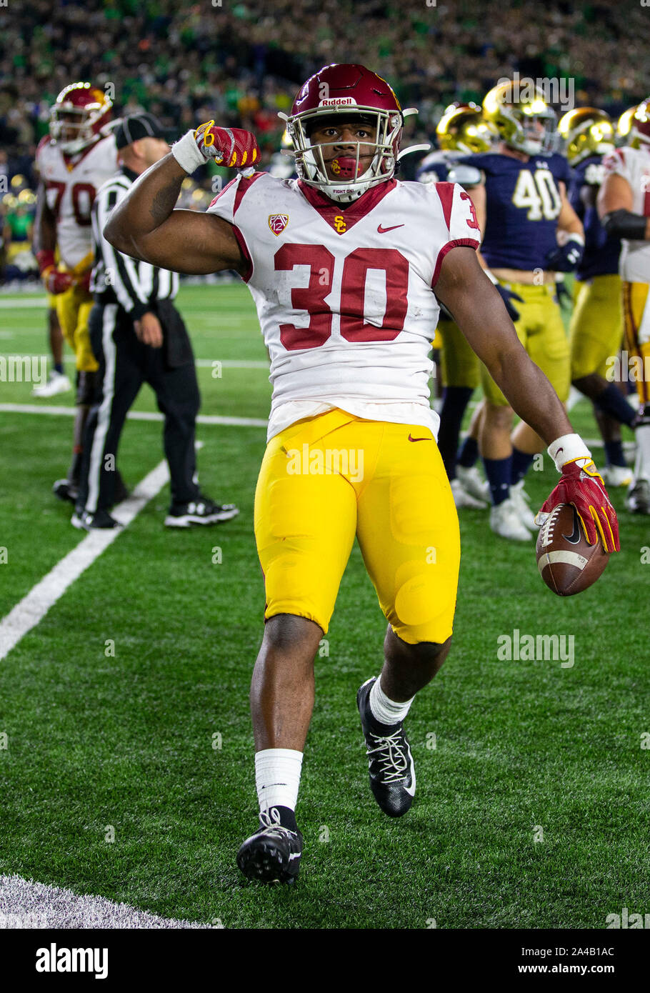 South Bend, Indiana, USA. 12th Oct, 2019. USC running back Markese ...