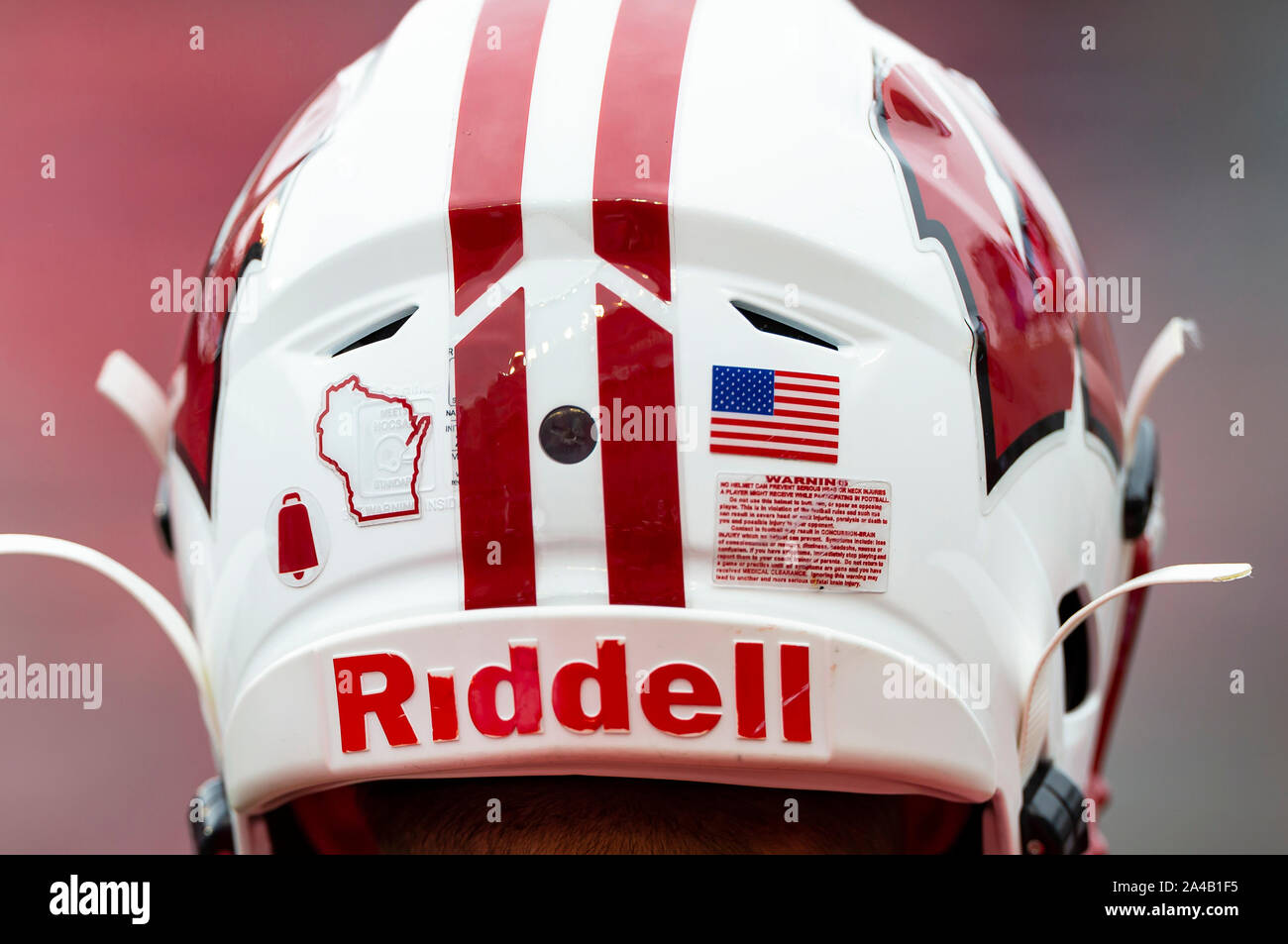 Riddell football helmet hi-res stock photography and images - Alamy