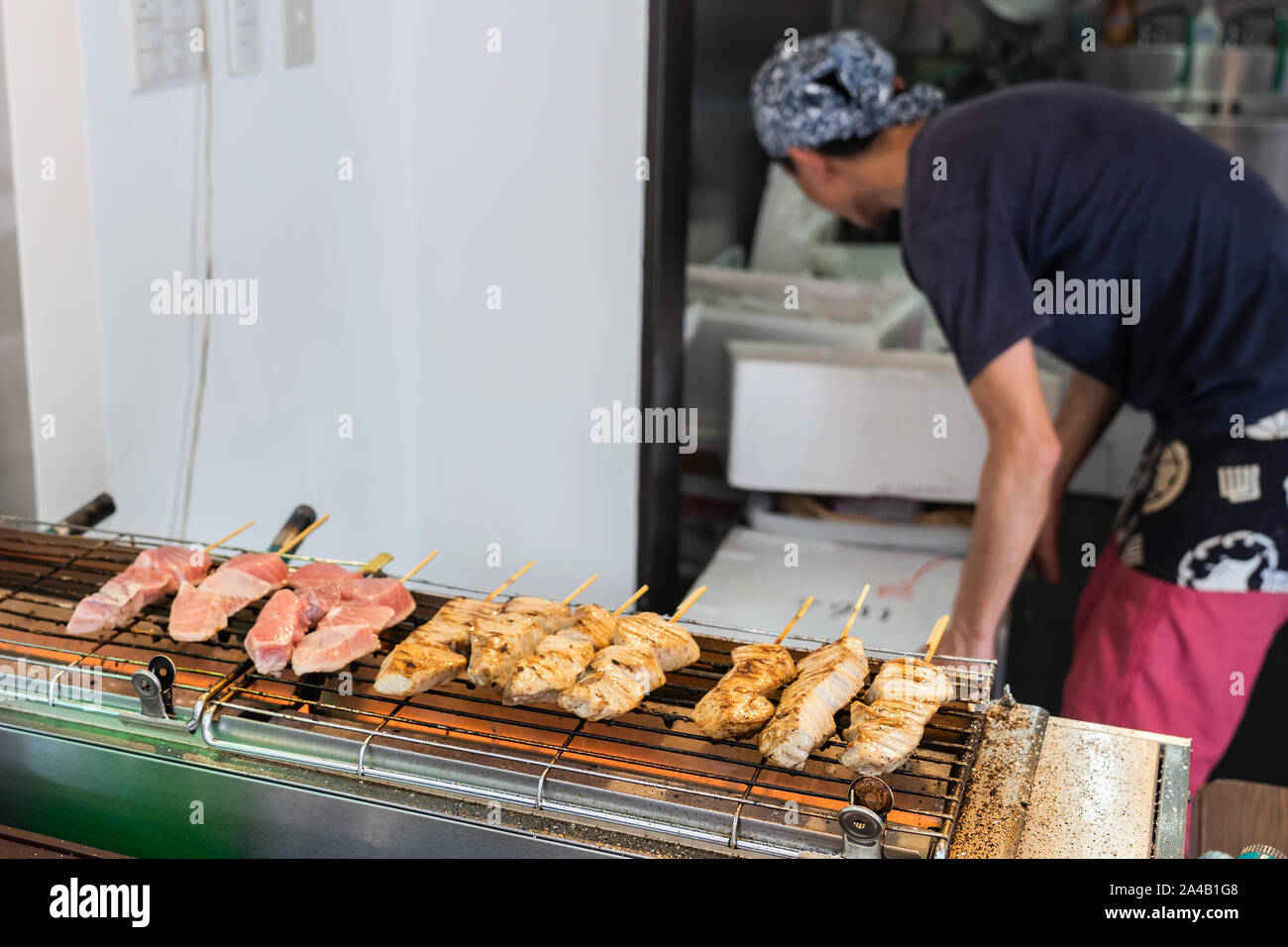 Japan market grill fish hi-res stock photography and images - Alamy