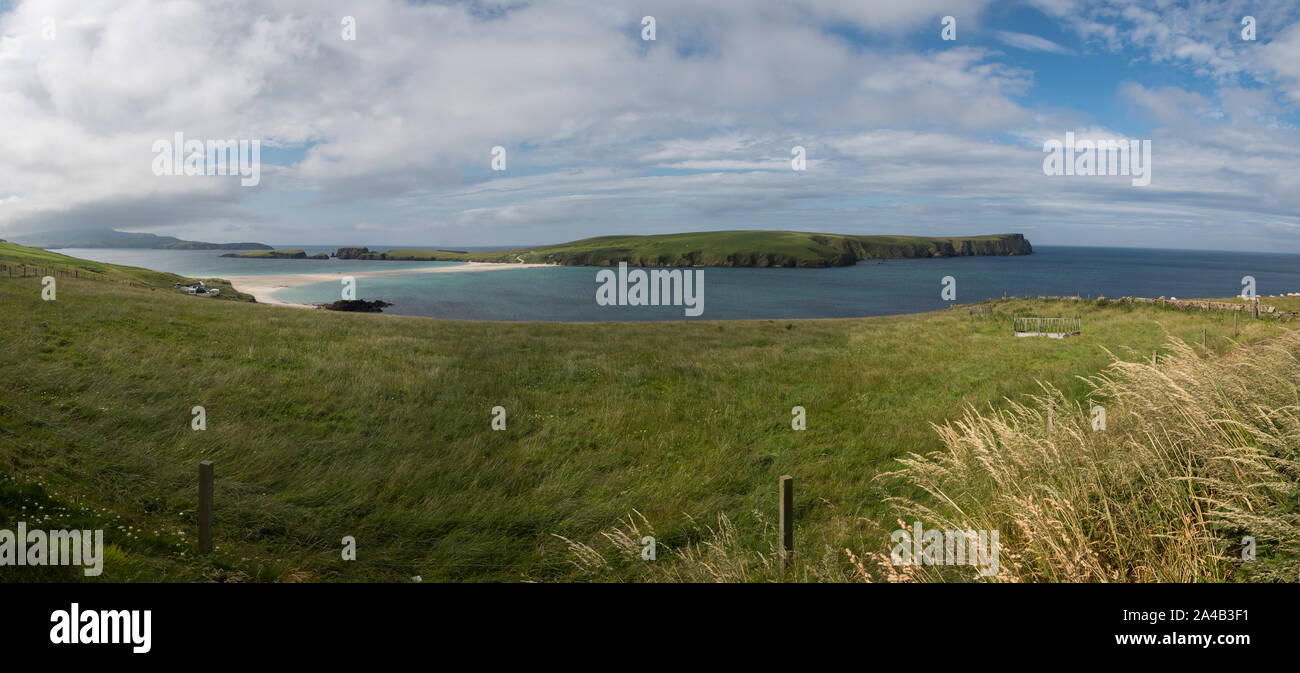 St Ninian's isle with sandy tombolo, Mainland, Shetland, Scotland Stock ...