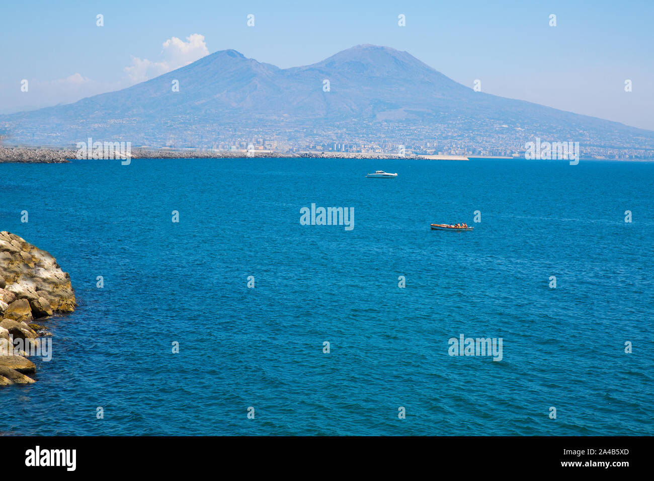 Panorama volcano vesuvio pompei hi-res stock photography and images - Alamy