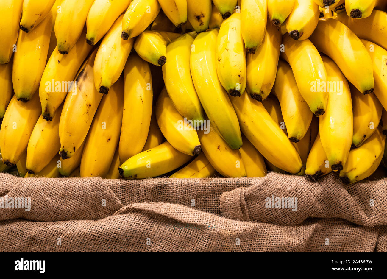 Bannanas hi-res stock photography and images - Alamy