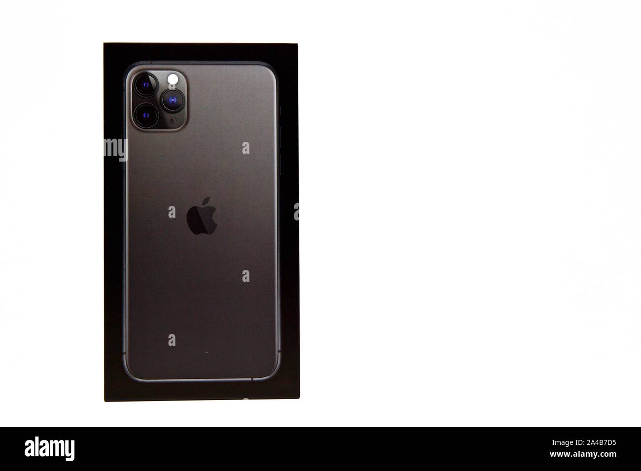 Iphone 11 pro max hi-res stock photography and images - Alamy