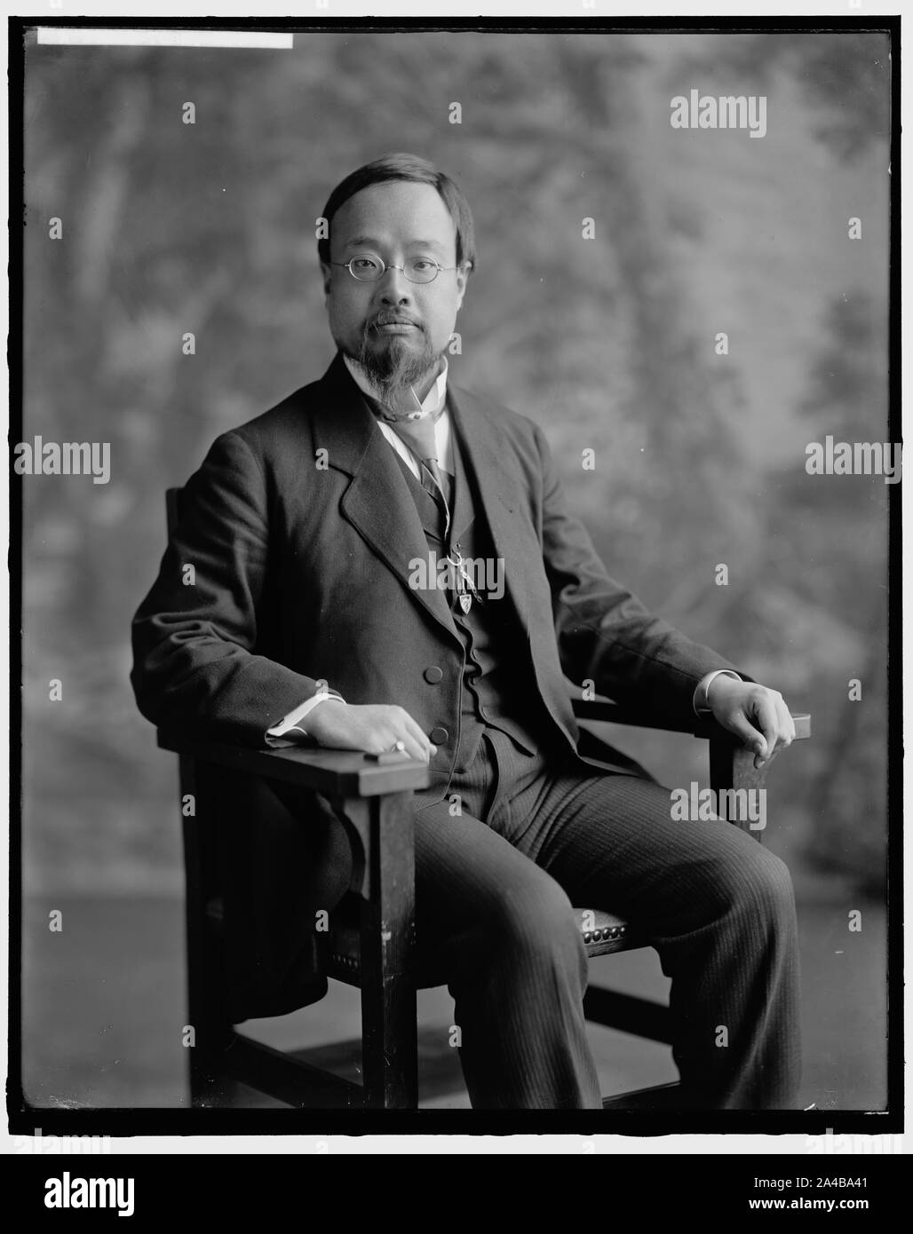 Tuan tuan Black and White Stock Photos & Images - Alamy