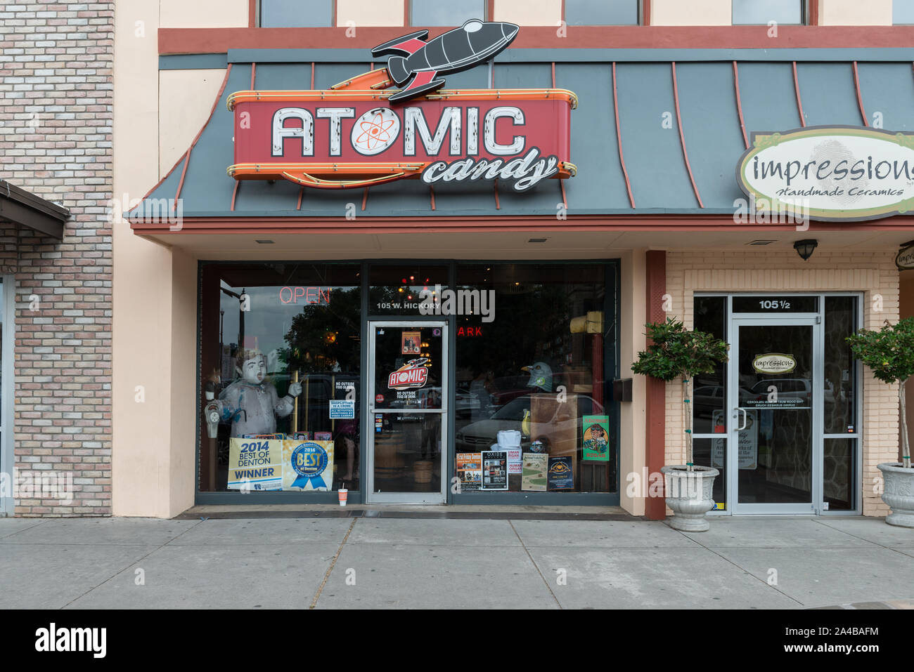 Atomic candy store hi-res stock photography and images - Alamy
