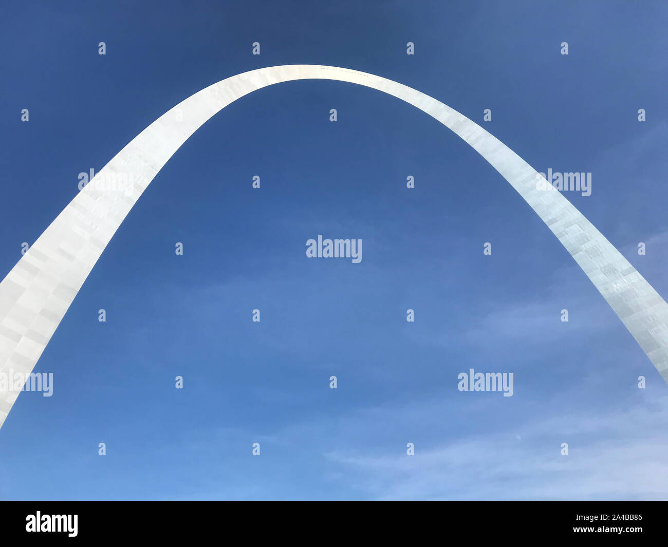 St. Louis, Missouri / USA: August 9, 2019 - The famous Gateway Arch of ...