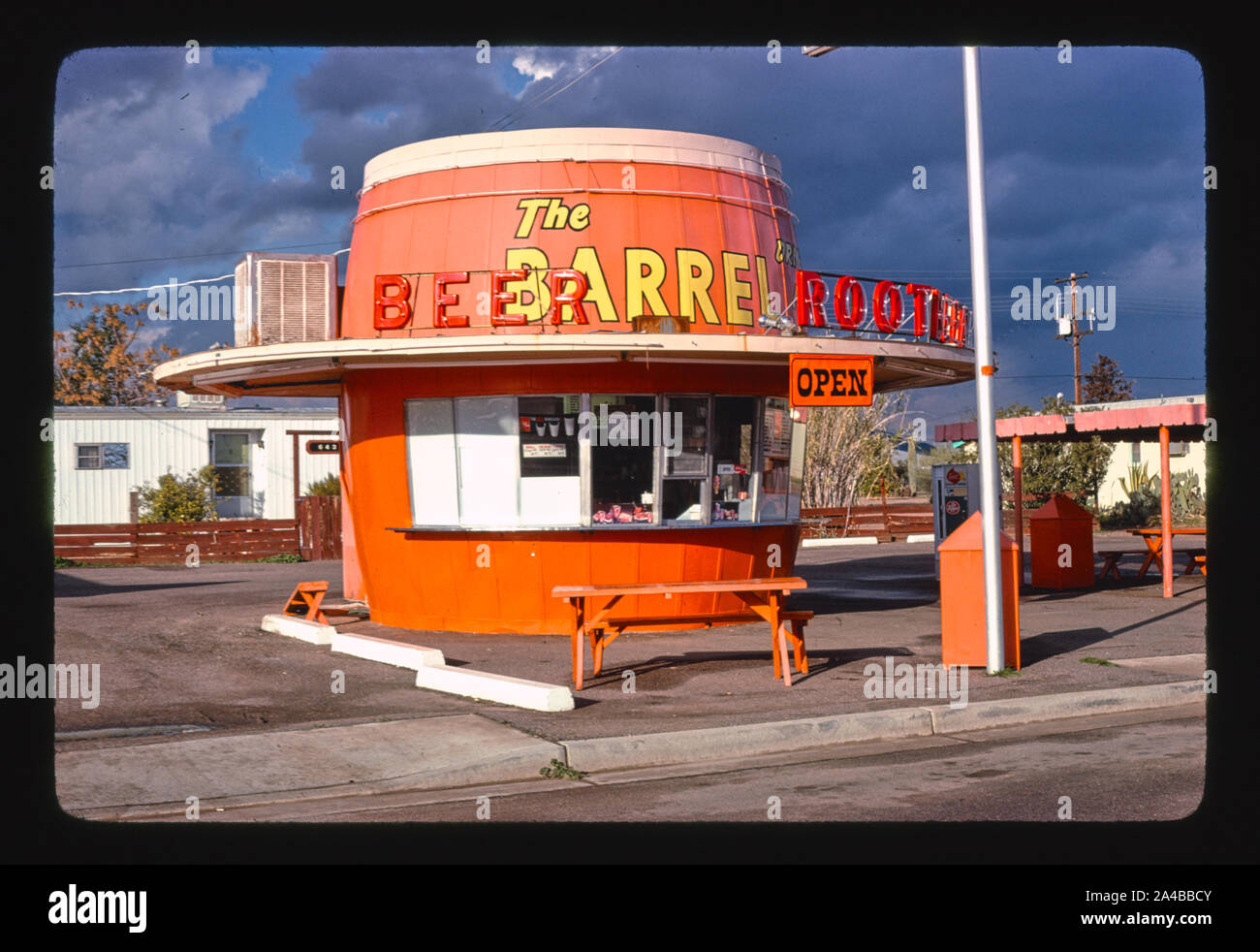 Barrel drive in hi-res stock photography and images - Alamy