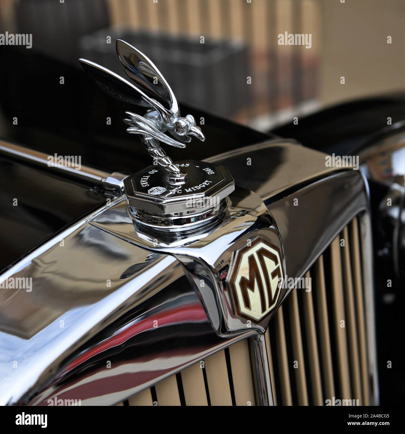 Midge radiator cap hi-res stock photography and images - Alamy