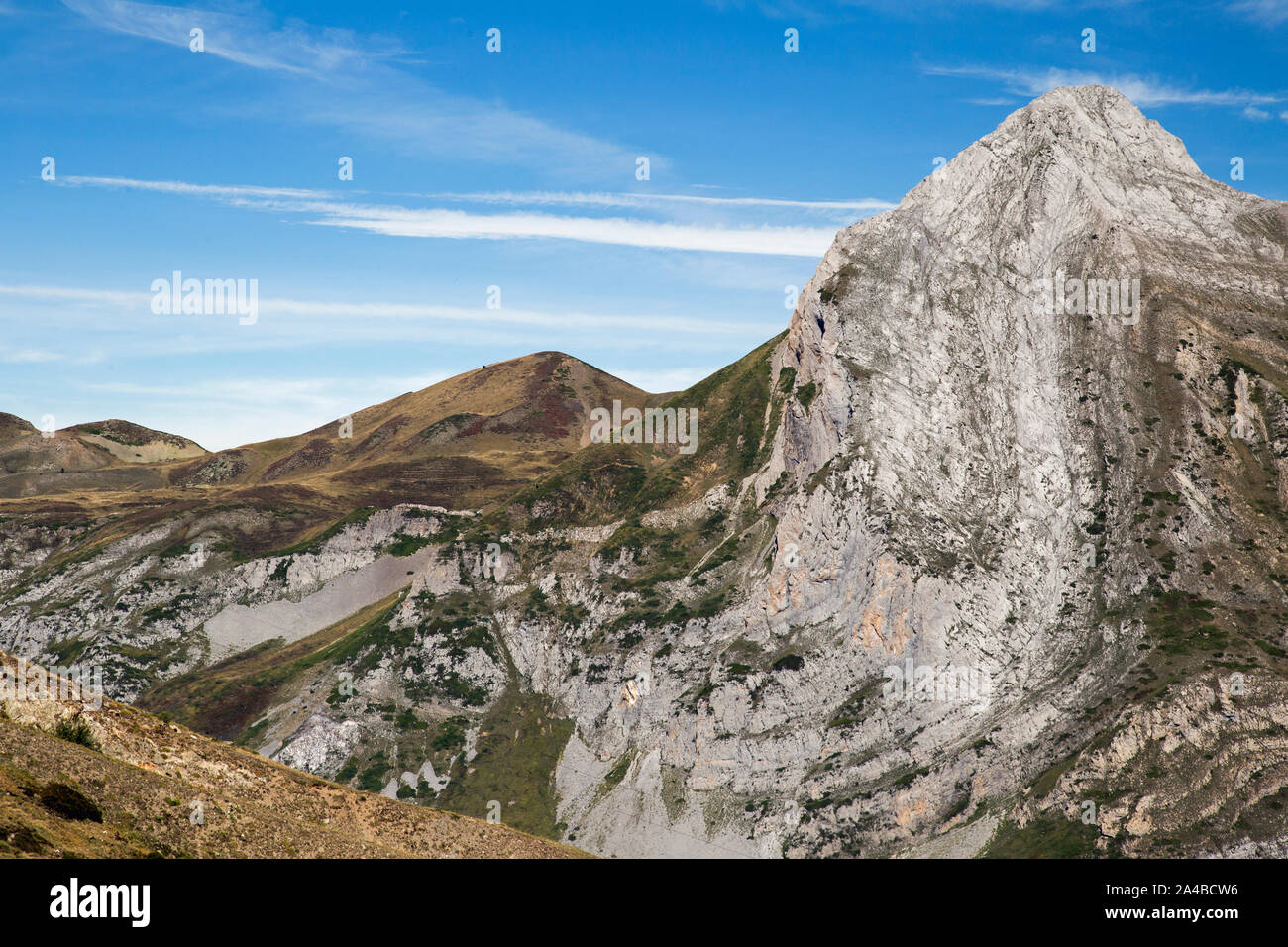 The alps pyrenees border hi-res stock photography and images - Alamy