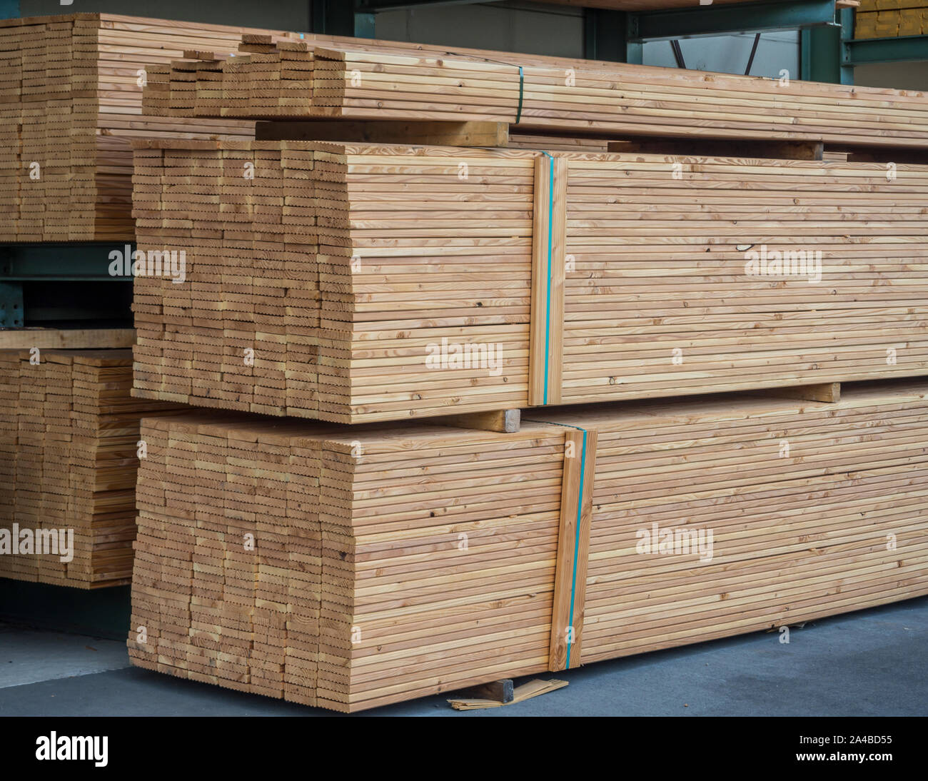 lumber structural timber Stock Photo - Alamy