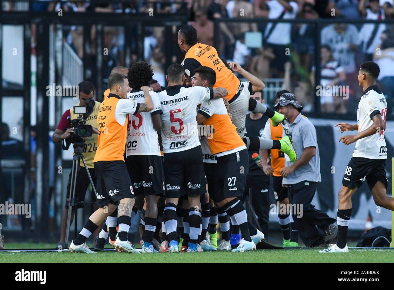 Rio De Janeiro, Brazil. 13th Oct, 2019. Yago Pikachu celebrates goal ...