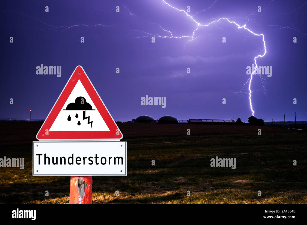 Warnsign hi-res stock photography and images - Alamy