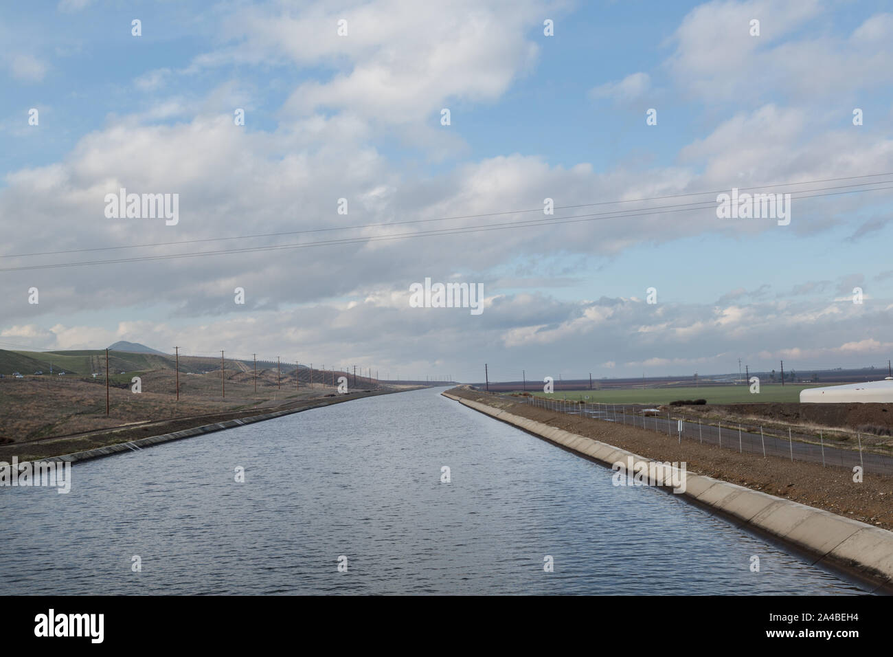 Part of aqueduct system hi-res stock photography and images - Alamy