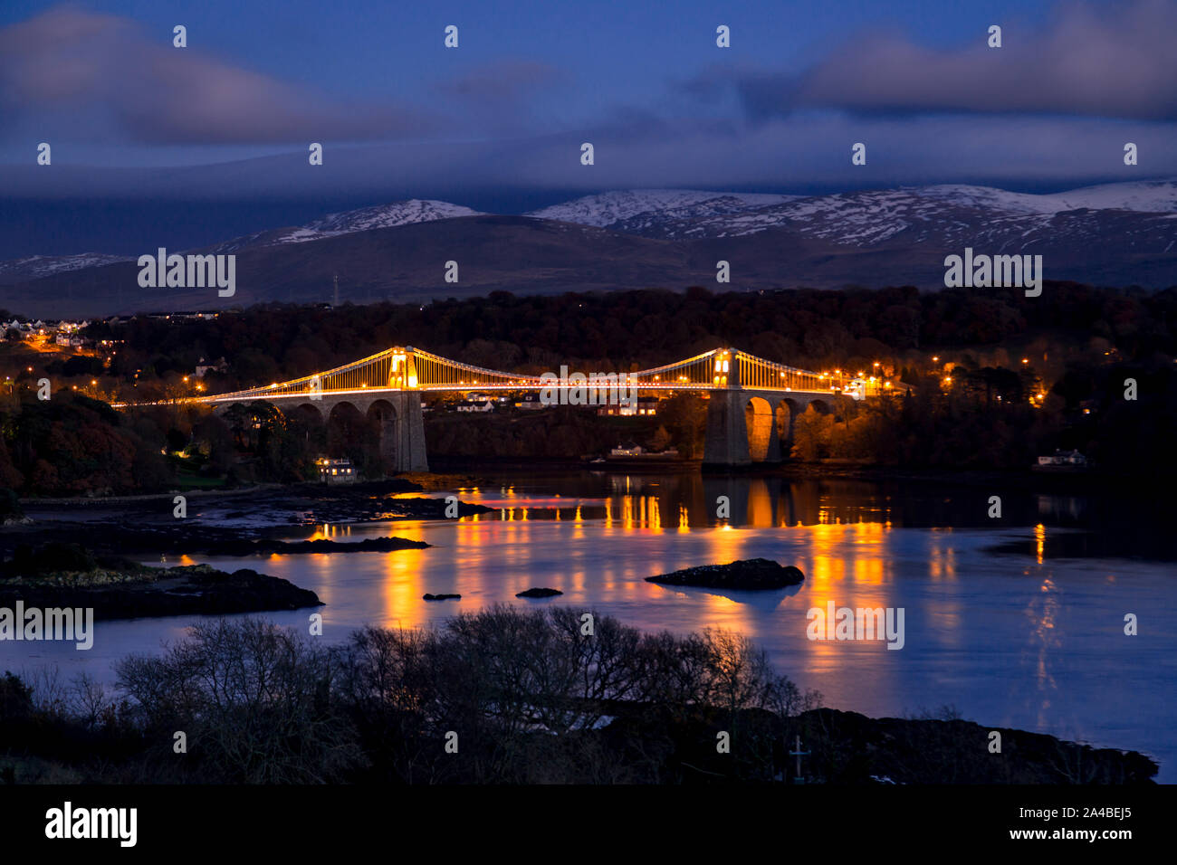 Mountains of snowdonia in background hi-res stock photography and ...